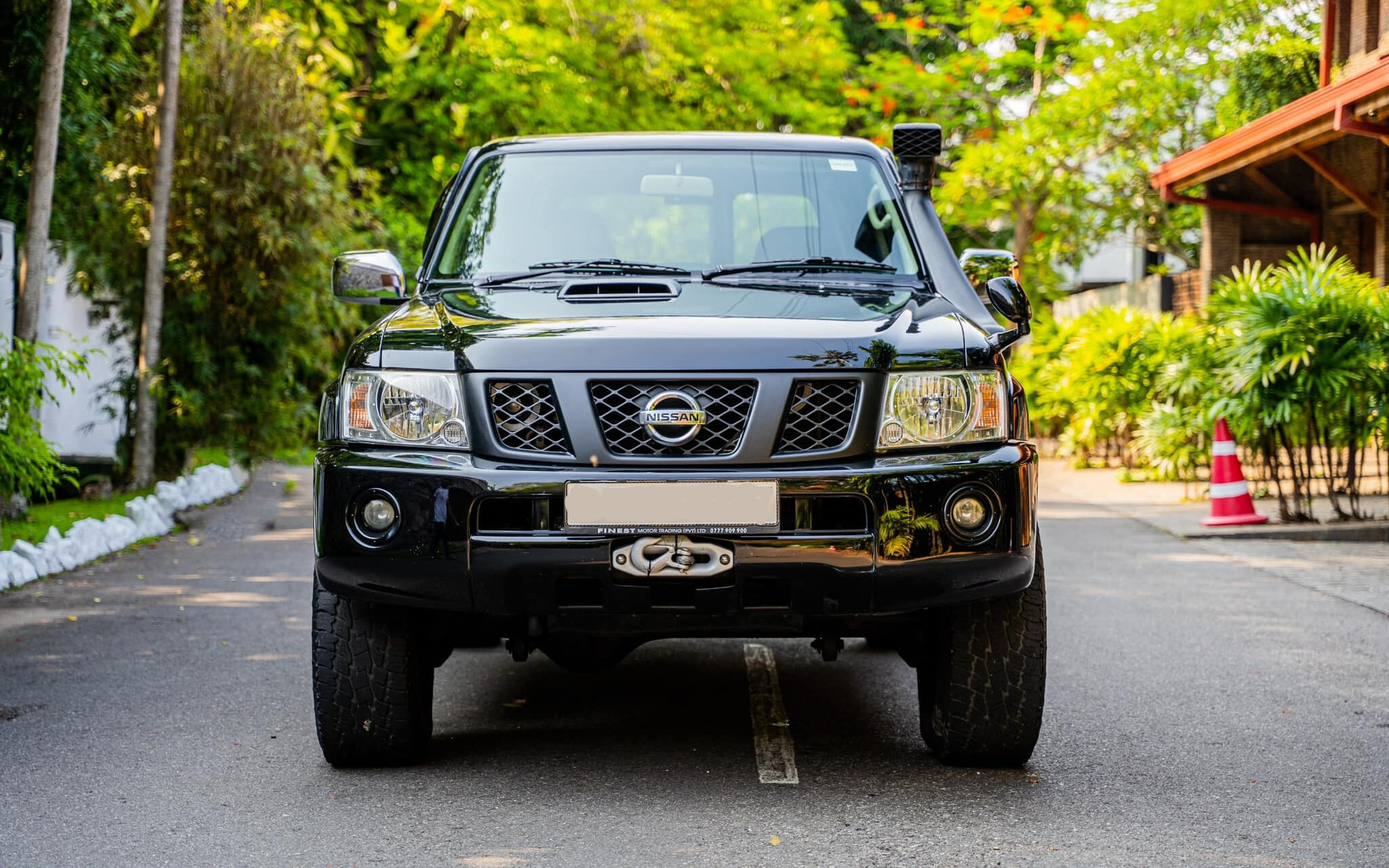 Nissan Patrol vs Toyota RAV4 - Features & Specs Comparison | CarsGuide